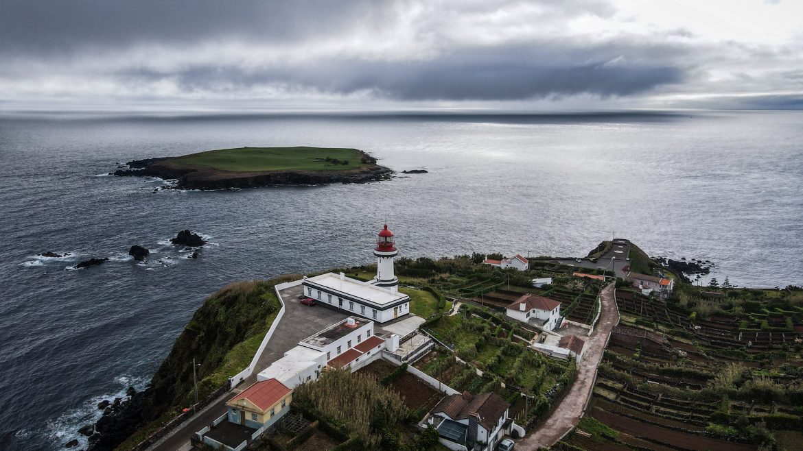 São Jorge: the most spectacular fajãs in the Azores - Pin Your ...