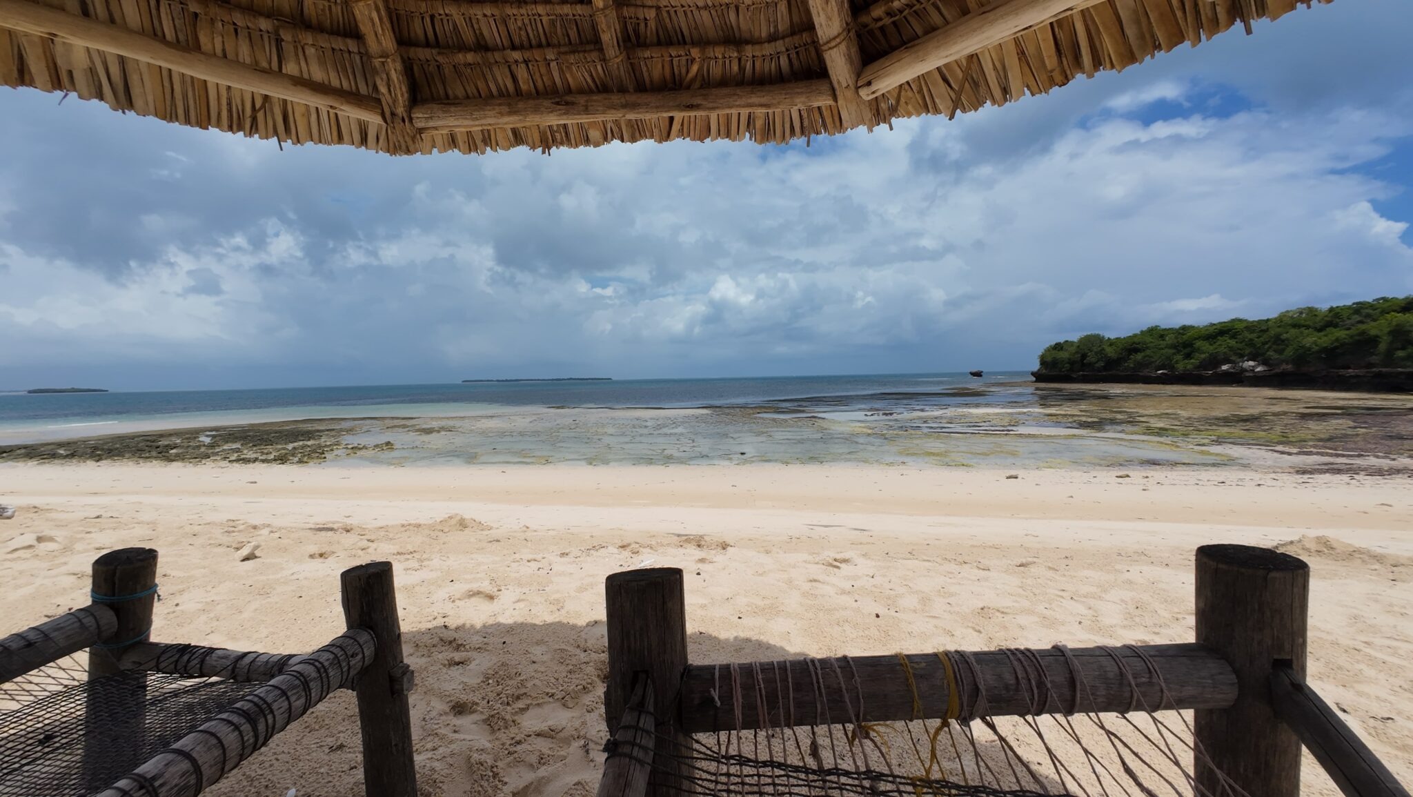 A day trip to Bongoyo Island from Dar es Salaam - Pin Your Footsteps ...